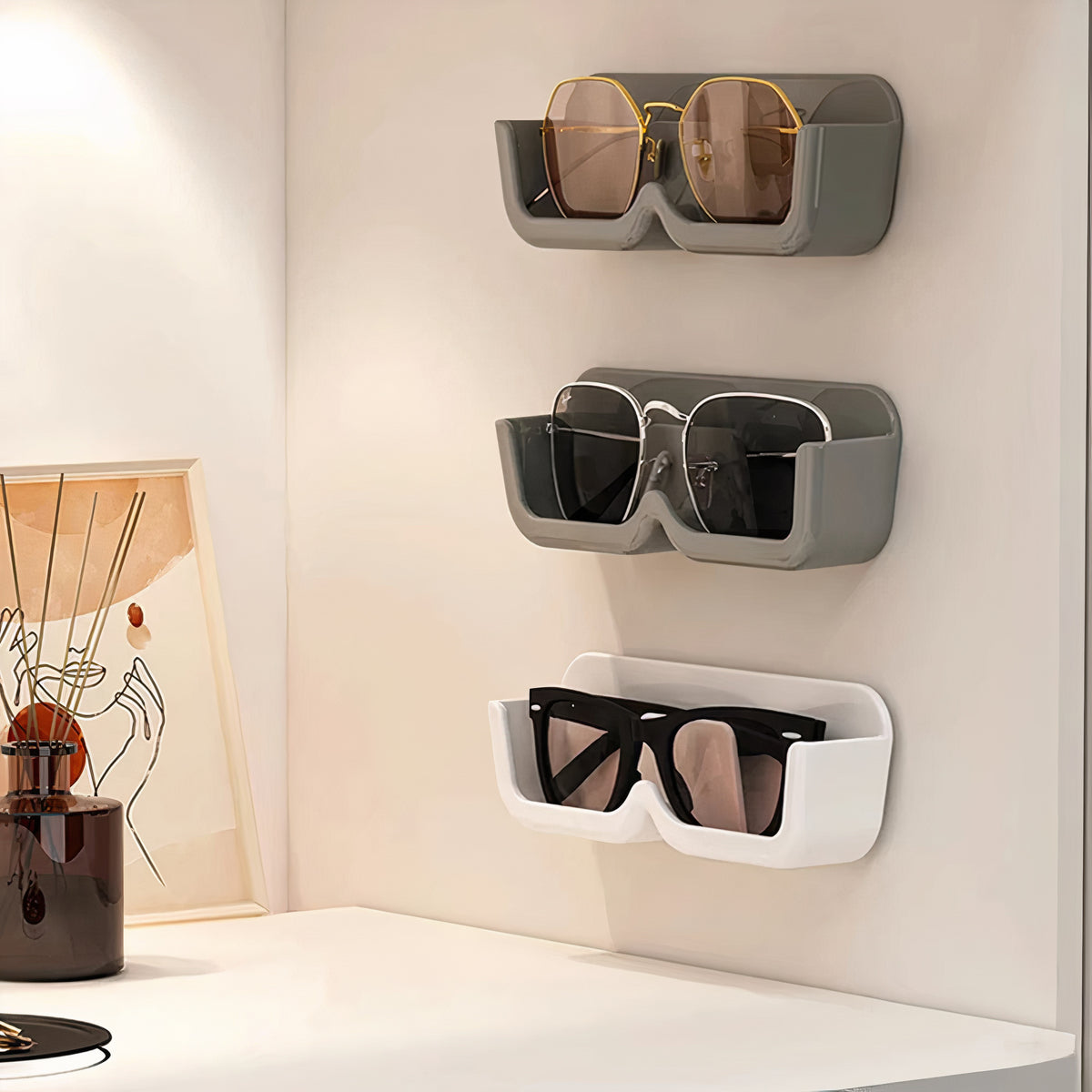 Wall Mounted Sunglasses Rack | MessFree